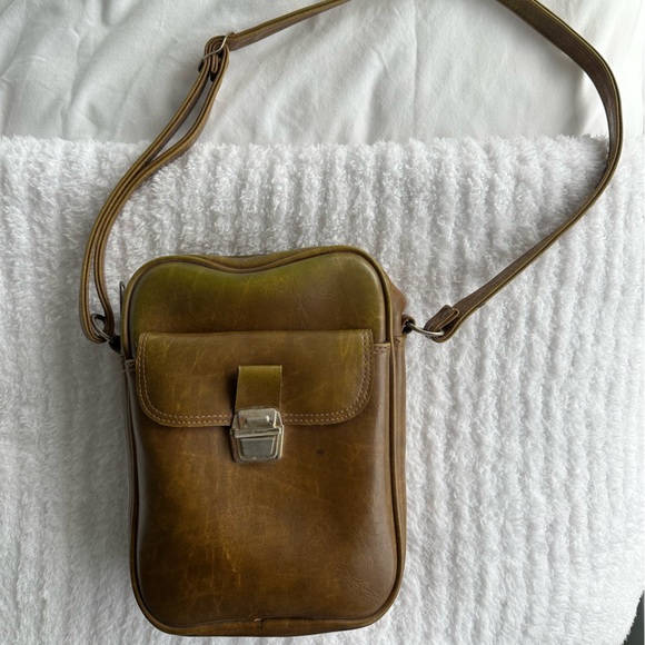 Bags | Vintage Leather Camera Bag | Poshmark